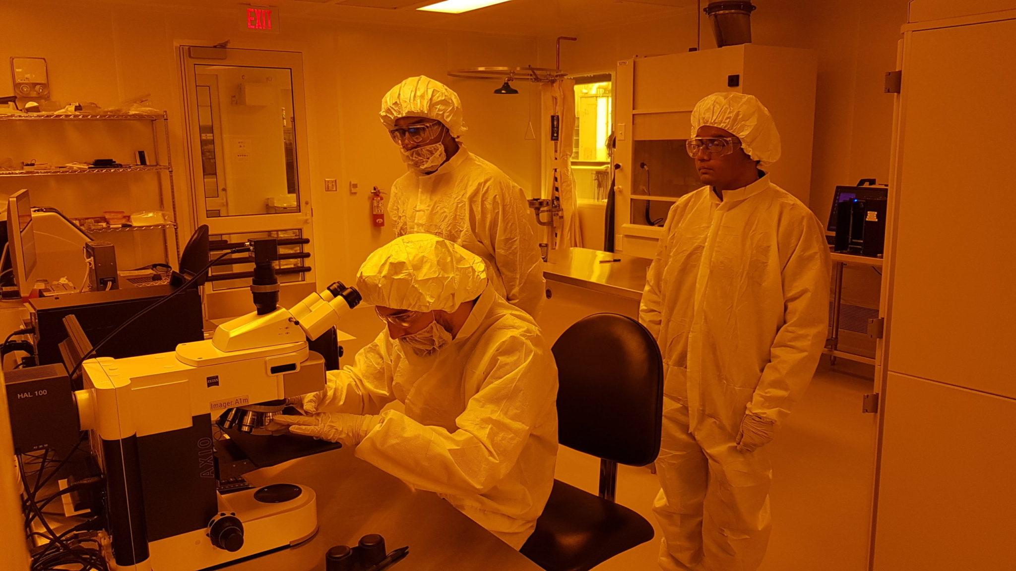 Electrical Engineering students get an education in nanofabrication ...