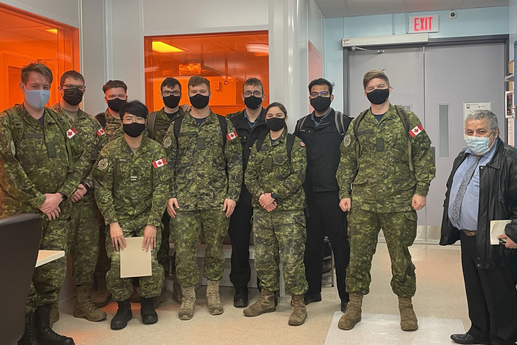 RMC students tour NFK - NanoFabrication Kingston